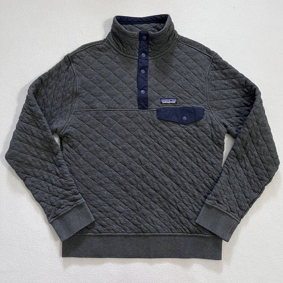 Patagonia | Jackets & Coats | Patagonia Men Gray Navy Blue Organic Cotton Quilt Snapt Pullover ...